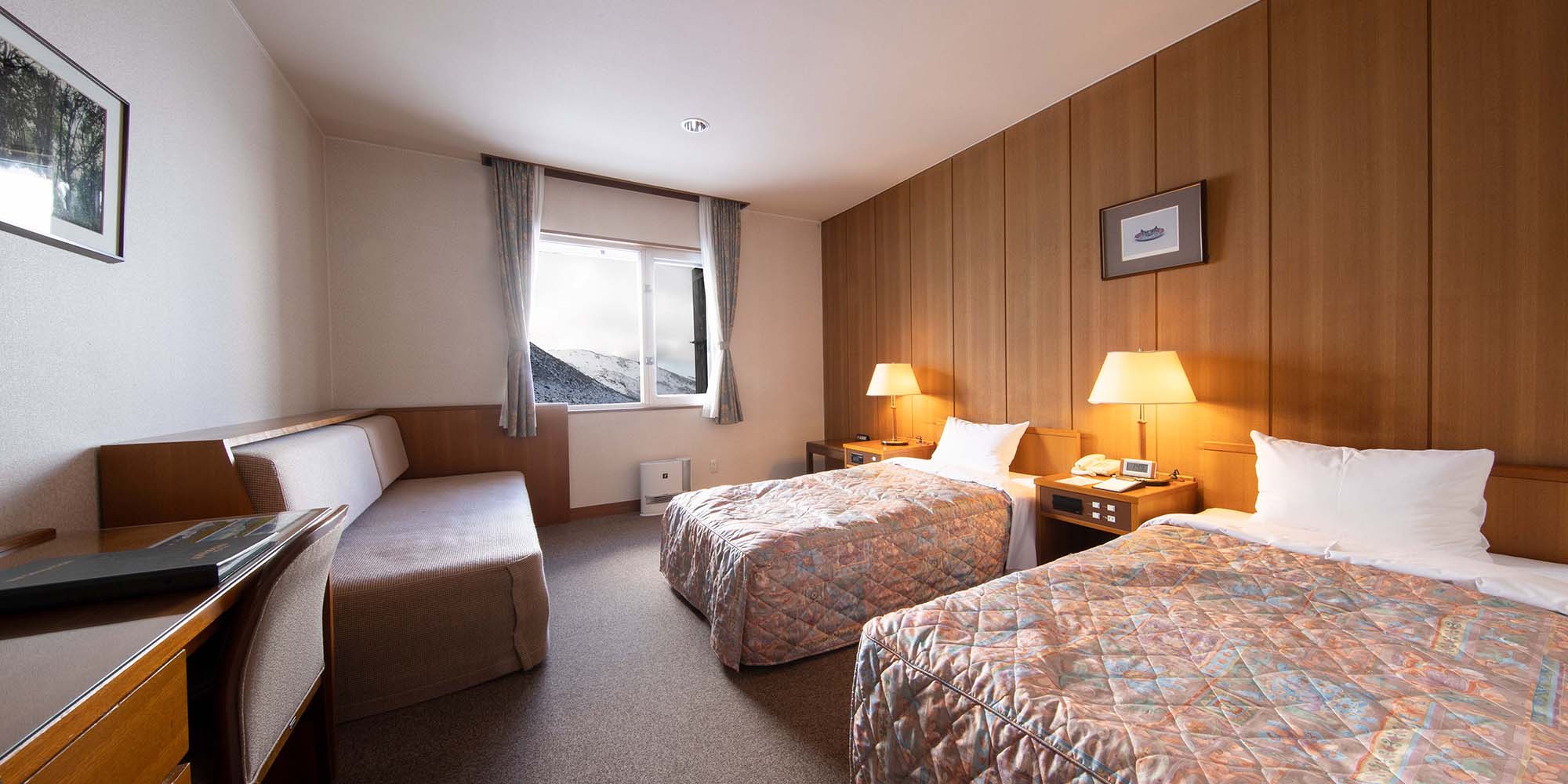 Western-style｜Guest rooms | Hotel Tateyama